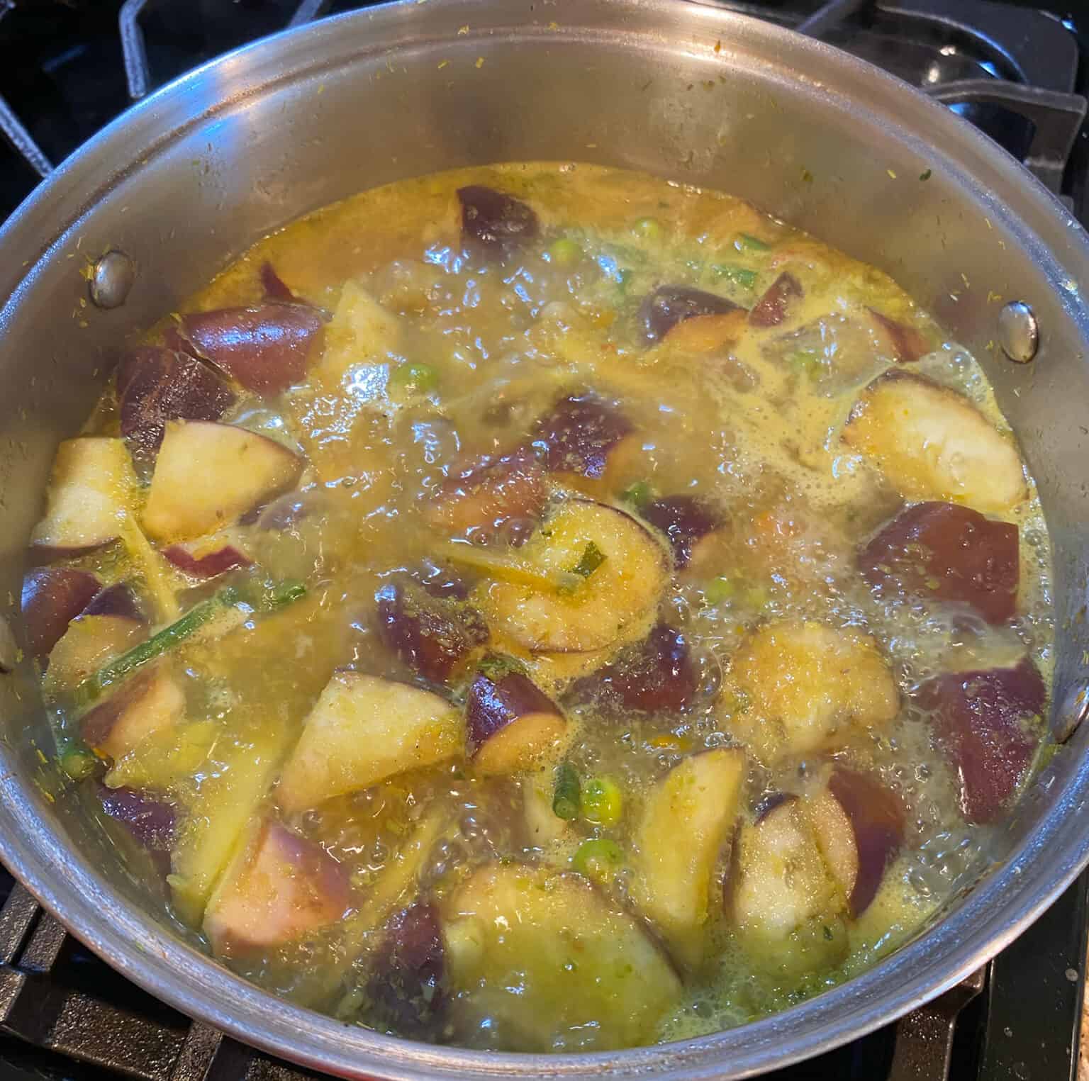 How to Make Samlor Korko (Cambodian "Mixing Soup" Recipe) - Thida's Kitchen