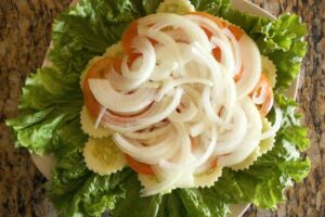 How to Make Lok Lak: Cambodian "Shaking Beef" - Thida's Kitchen